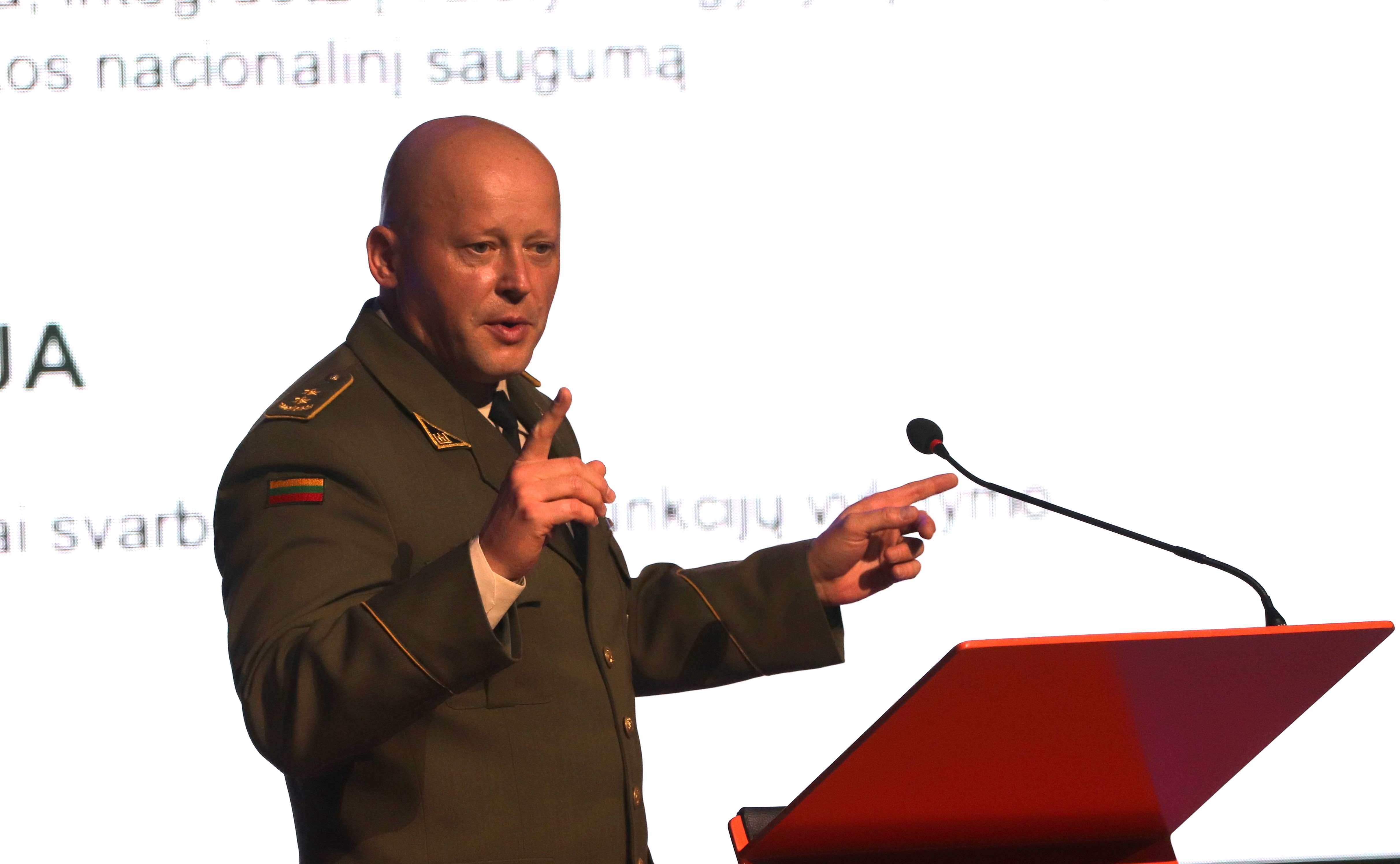 Kas svarbiausia karo grėsmės atveju? Tautos valia priešintis | www ...